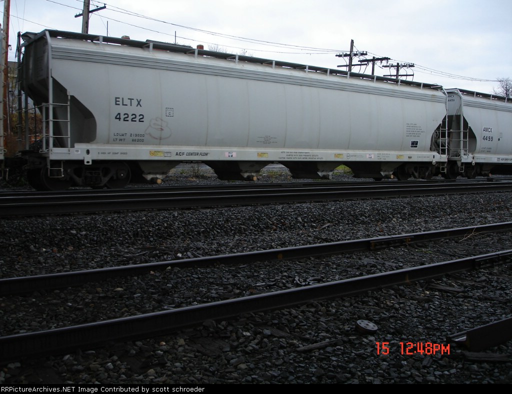 ELTX 4222 Covered Hopper EB